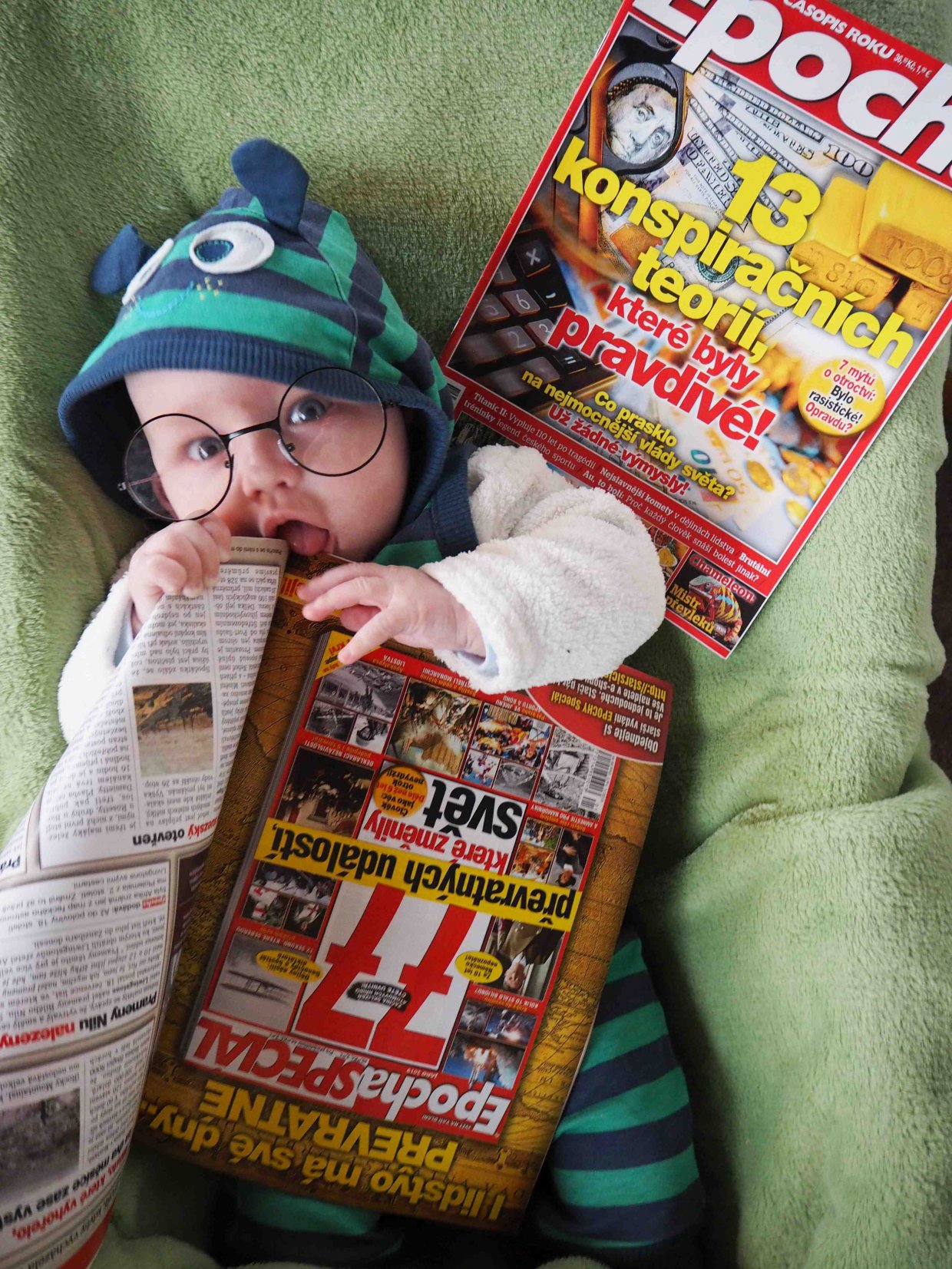 Malému Ondráškovi je teprve pět měsíců, Epochu už ale louská jako starý ...